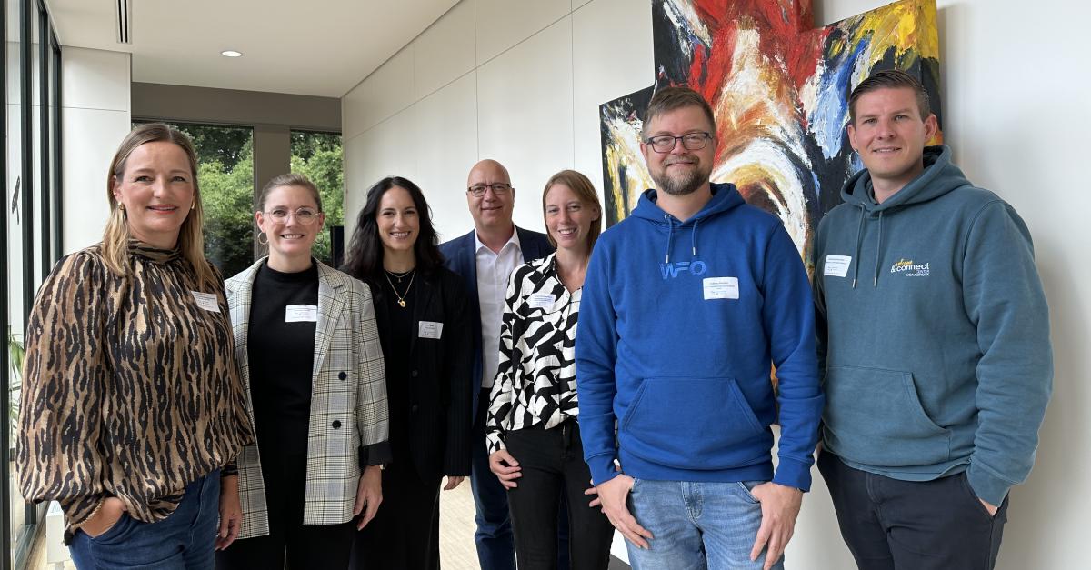 Unternehmen informierten sich beim ersten Fachkräftetag im Kreishaus ...